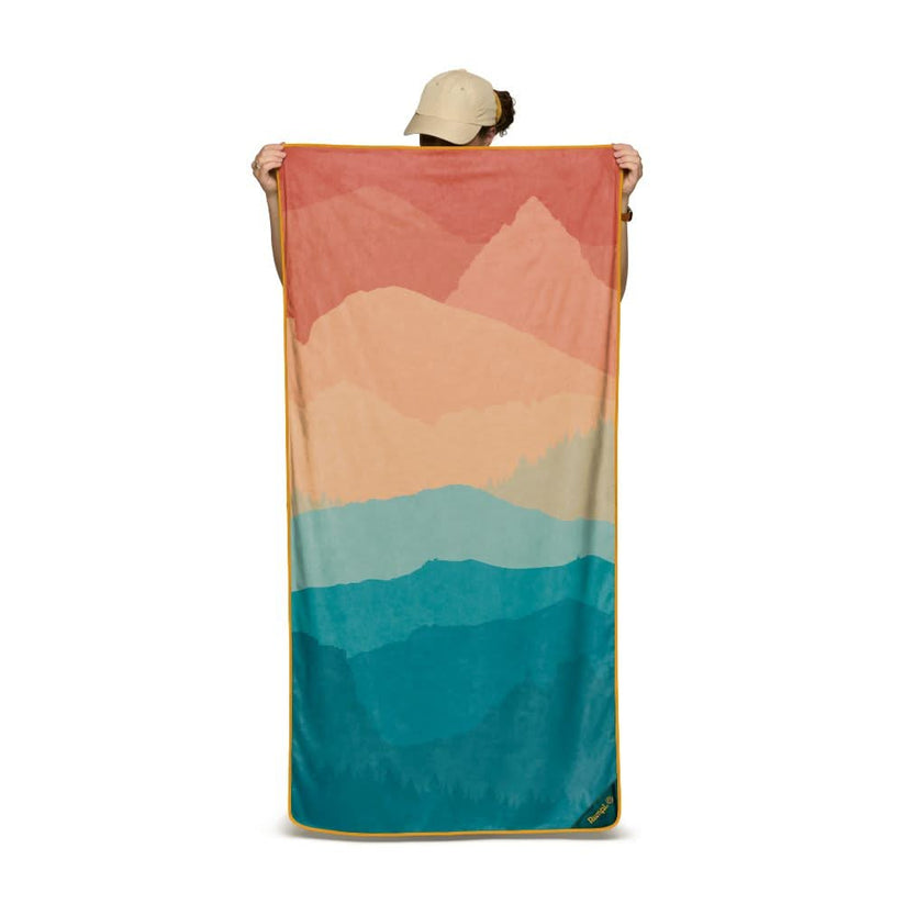 Tech Towel - 2 Pack | Rumpl Beach Towels